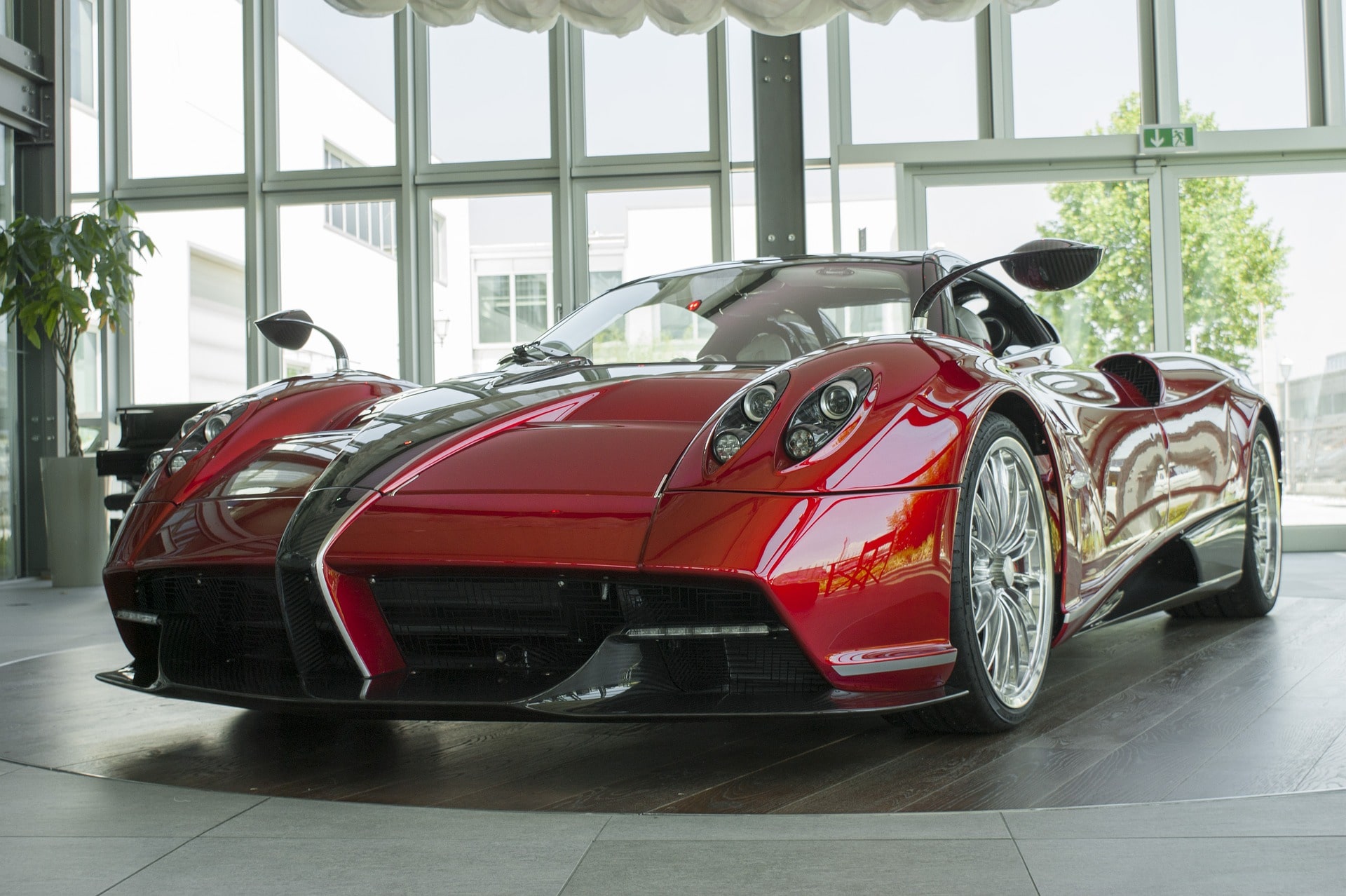 Pagani Service Center - Pagani Tuning - LPS Motorwerks
